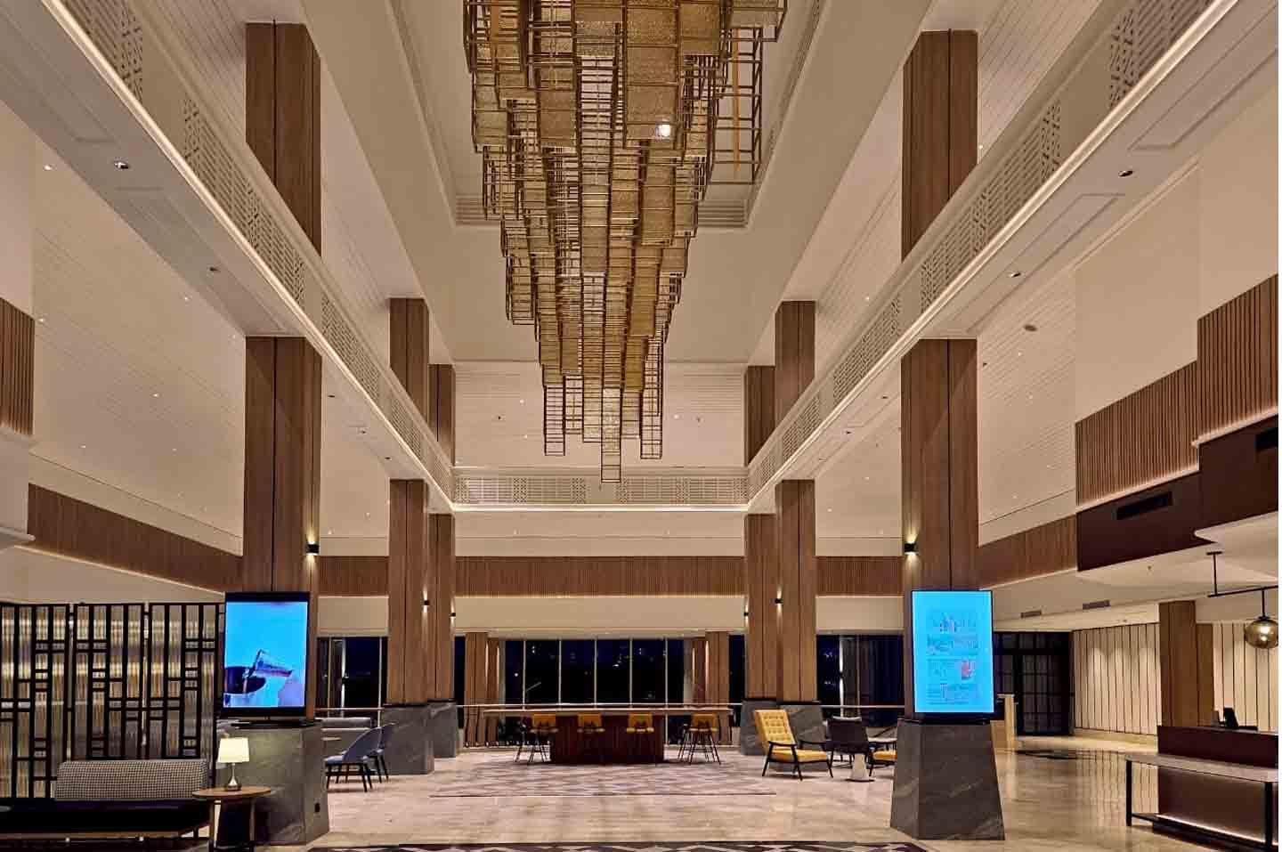 Wajah Baru Hotel Bintang 5 Sheraton Jakarta Soekarno Hatta Airport ...